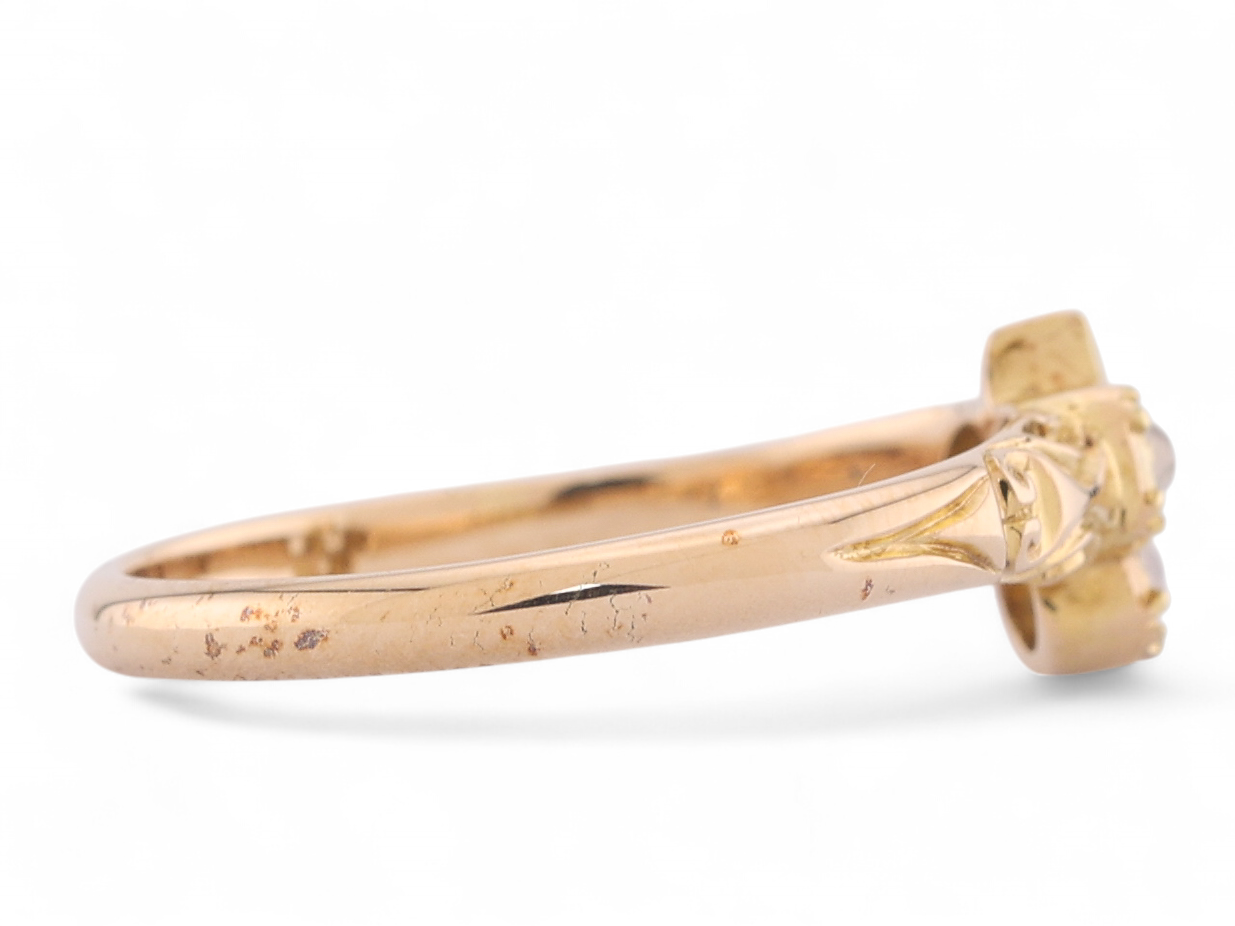 Victorian Old Mine Diamond Three Leaf Clover Ring in 18kt Yellow Gold ...